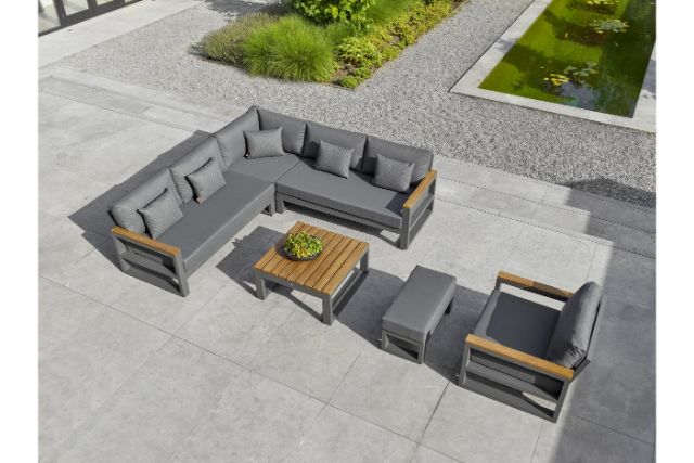 The Life Soho Corner Set With Arms | Gardenbox.co.uk